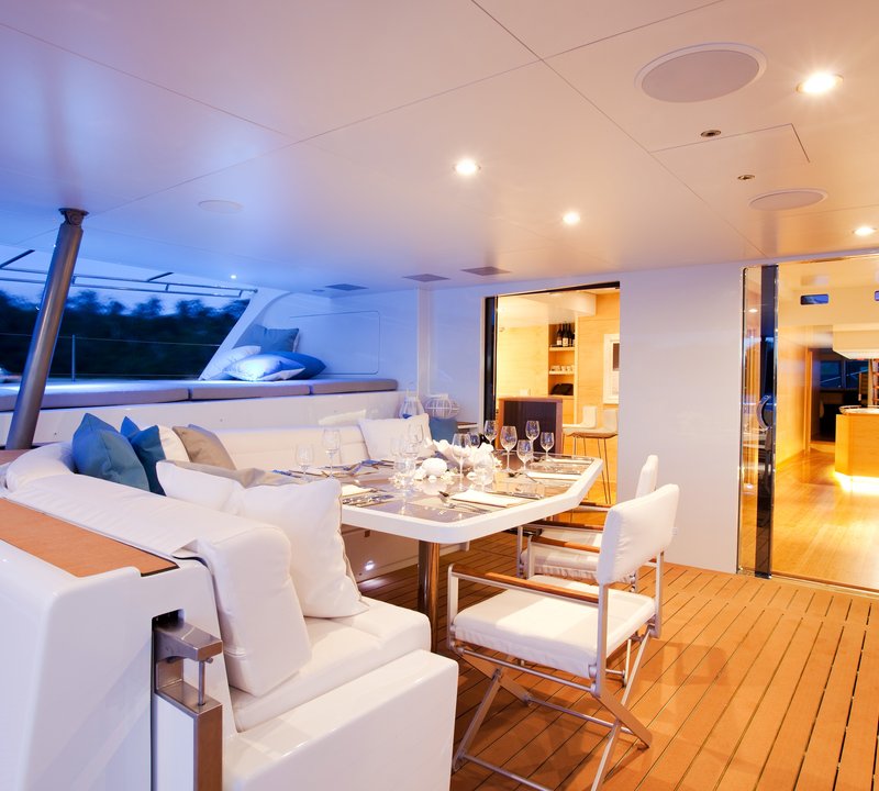 Yacht NECKER BELLE, Jmv Industries (Cmn Group) | CHARTERWORLD Luxury ...